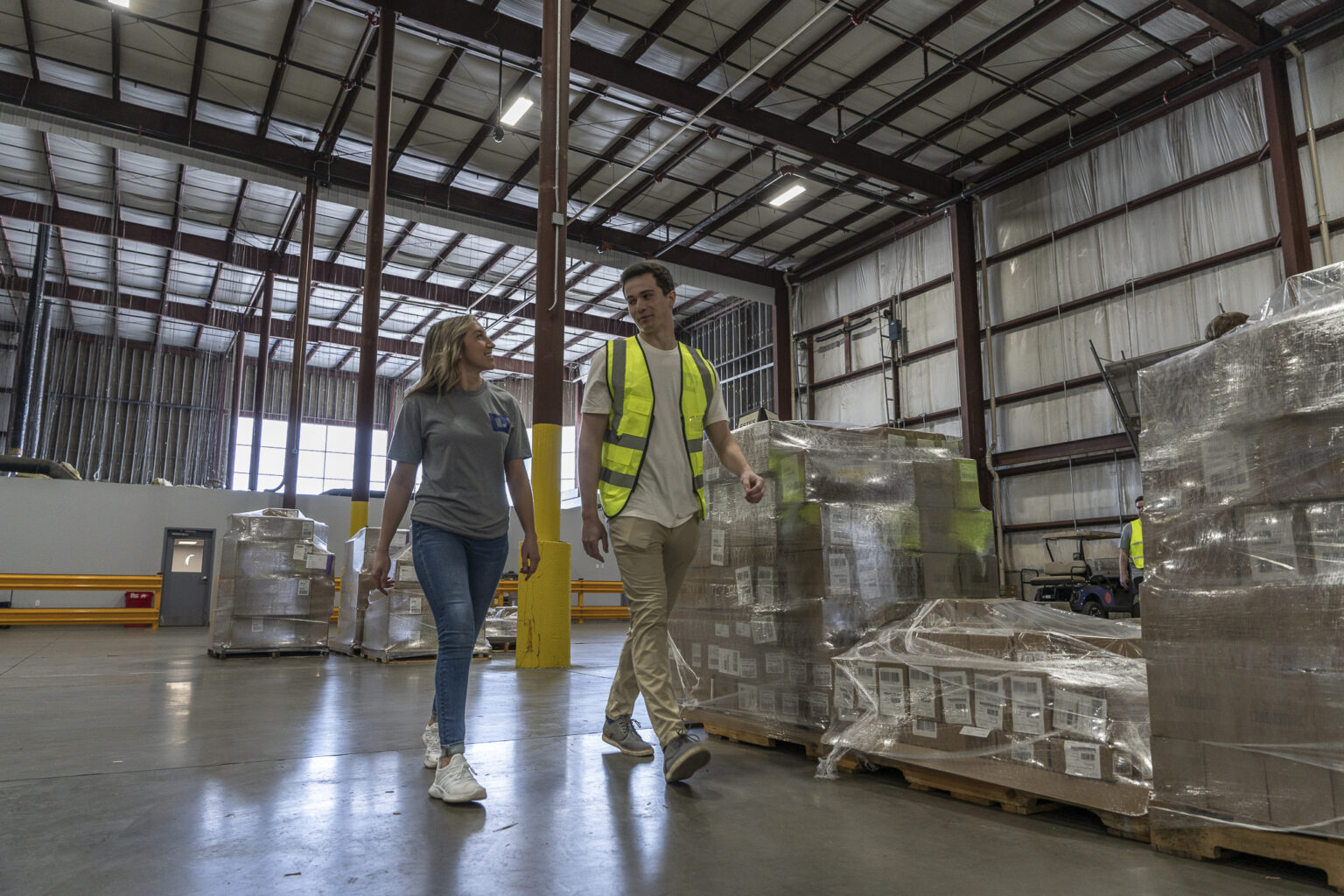 LABR - On-Demand Labor - App Connecting Businesses and Workers