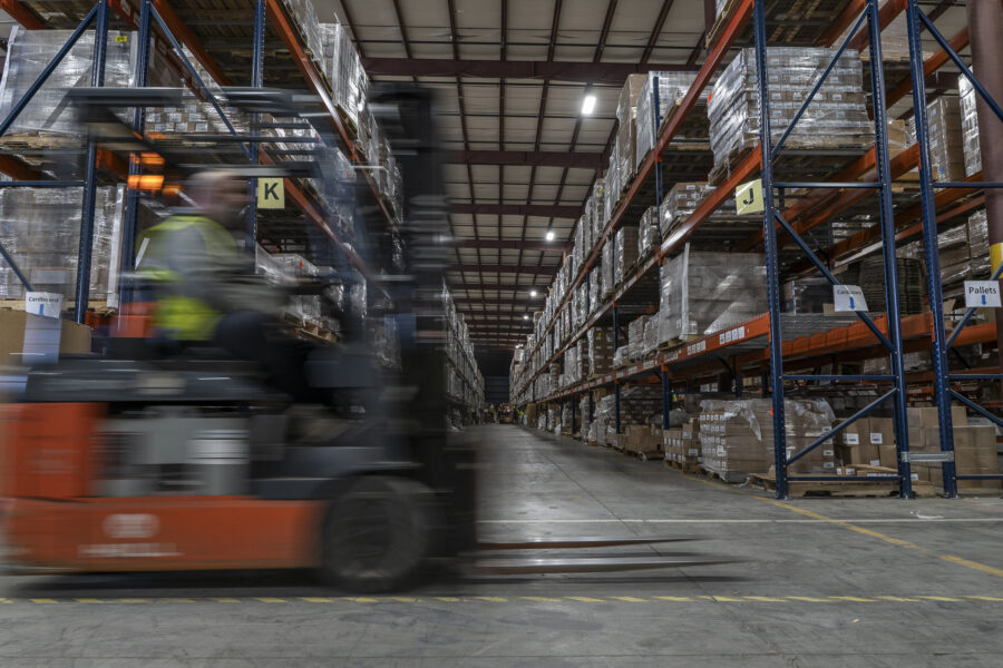 Hire Workers On-Demand - Warehouse, Event Staff, Construction - LABR